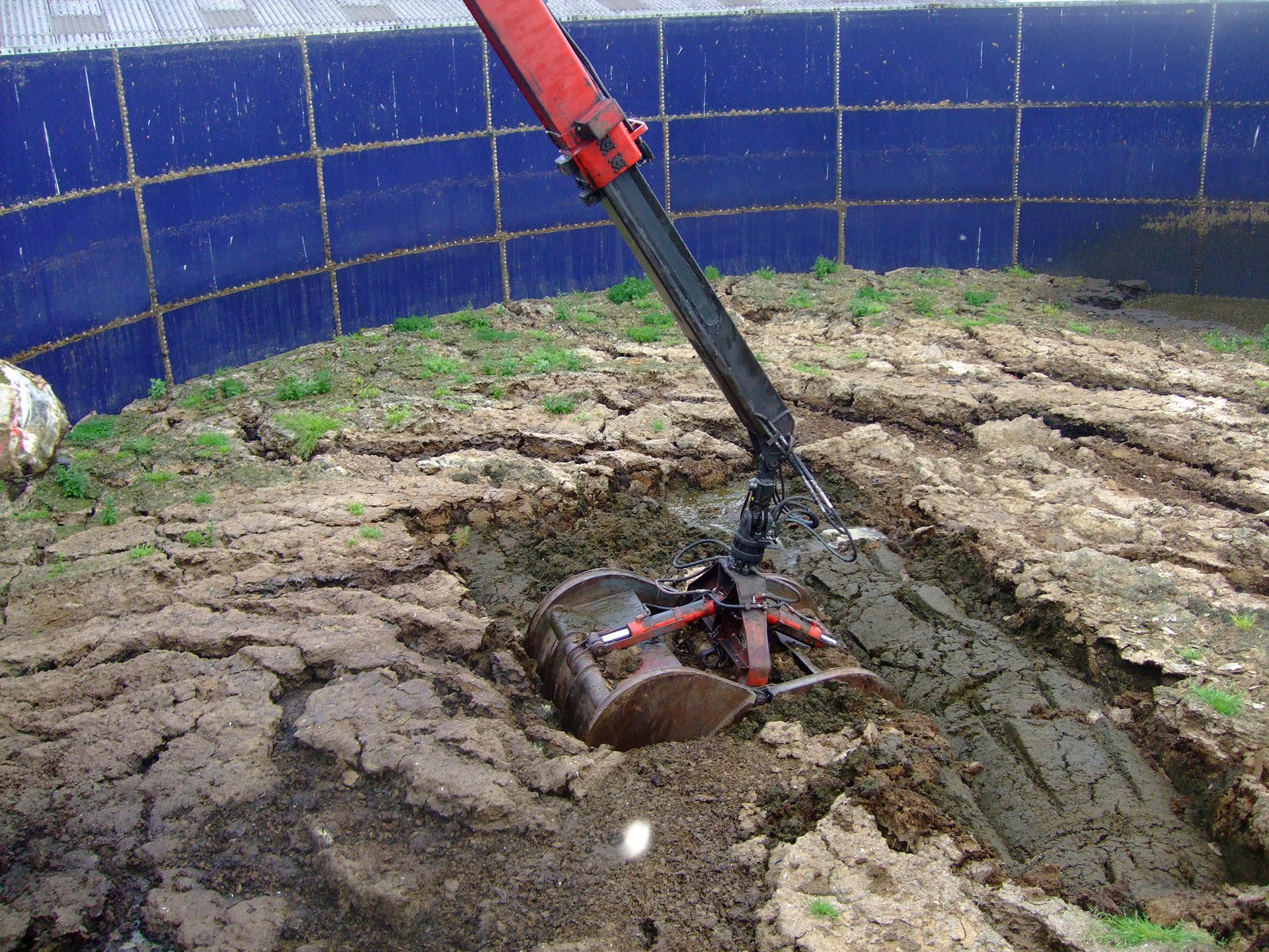 Tank Sediment Removal - JST Services