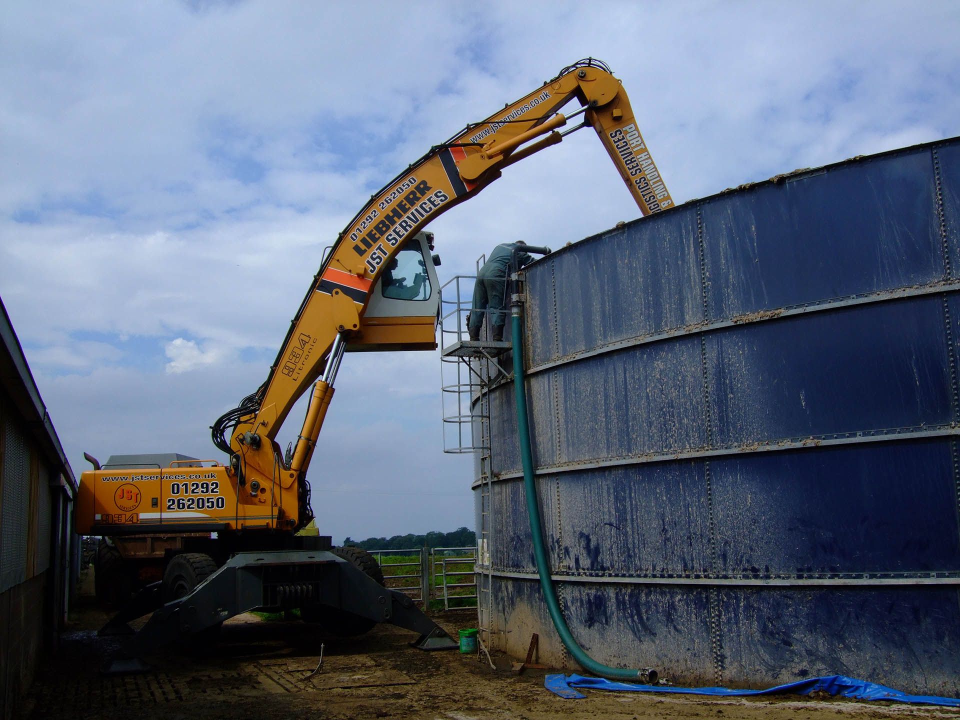 Tank Sediment Removal - JST Services